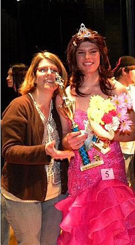 His Son Won First Prize As The Most Beautiful Womanless Beauty Womanless Beauty Pageant