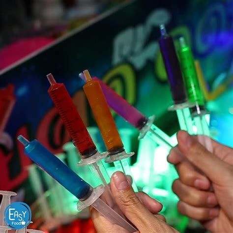 เยลลี่ในหลอดเข็มฉีดยา พอดีคำเล็กๆน่ารัก มากินกันเถอะ 📍 เทศกาลอาหาร