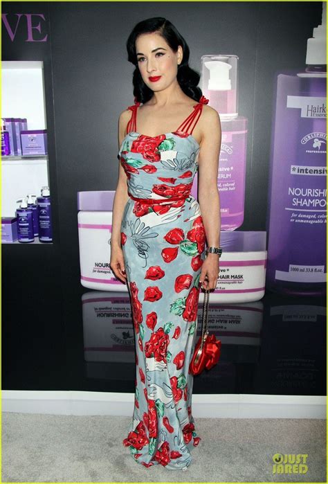 Dita Von Teese Cosmoprof Convention Beauty Babe Photo Dita Von Teese Photos Just