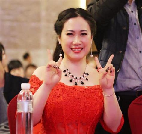 億萬富婆高調求婚王寶強網友直呼在一起 每日頭條