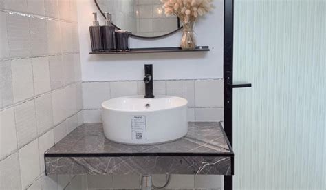 รวมรูปภาพของ หนุ่มโชว์ผลงาน “ทาวน์เฮาส์สไตล์นอร์ดิก” คืนชีพบ้านร้างให้สวยด้วยงบรีโนเวท 400000