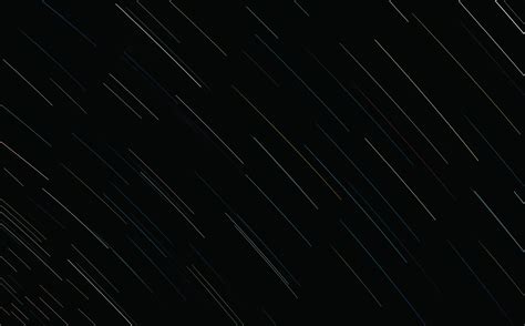 국립현대미술관 작품을 부르기에도 어렵고 다소 긴 제목은 작품의 이미지와 제목을 오가며 단서를 찾는 관람객을 당혹스럽게 합니다 김도균은 공간의 한 부분을 확대하여 촬영해