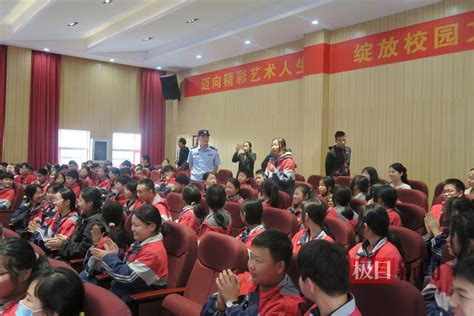 共筑平安防火墙，长航武汉公安开展法治宣传进校园活动嘉鱼校园欺凌知识
