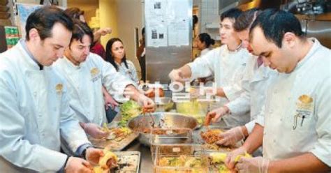 김치는 뉴욕의 뜨는 요리 美 셰프들 손맛을 배우다