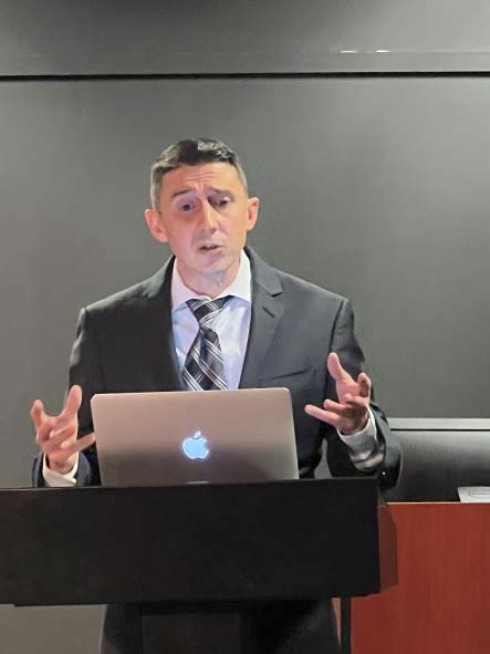 Patrick Mcelearney Communication Department Usf