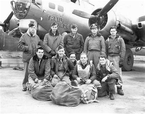 B 17g Bomber Trail Blazer Crew World War Photos
