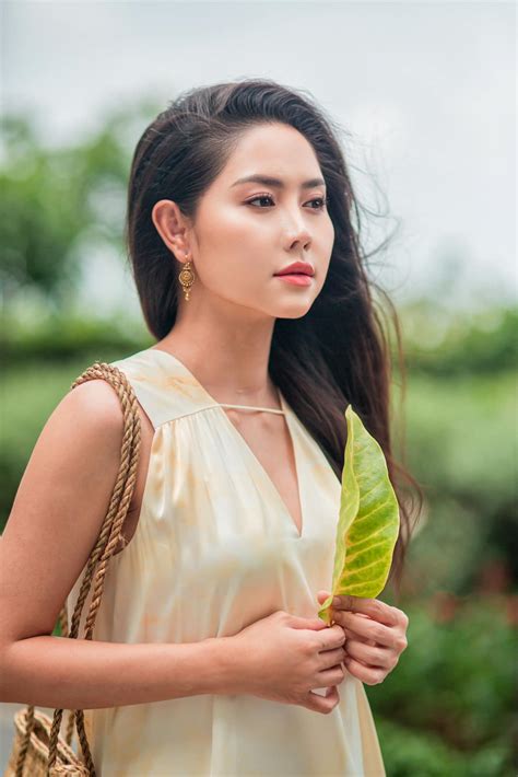 T Ng Vi N I G V Phim B T Y Chay V Di N Vi N V Ng Scandal