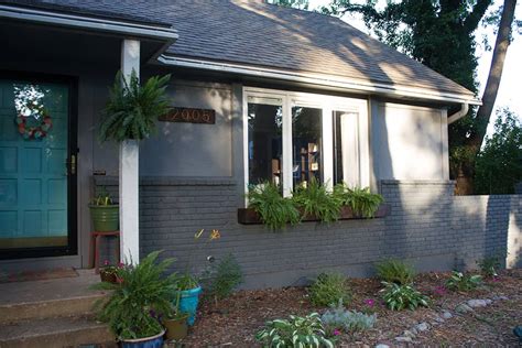 Add Some Curb Appeal To Your House With This DIY Window Box Tutorial