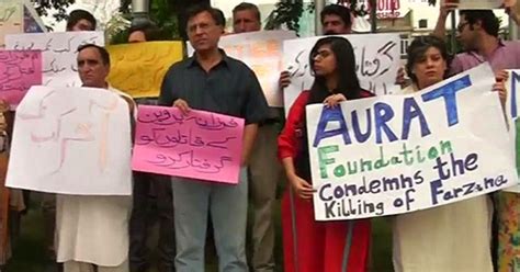 참혹한 대낮 명예살인 들끓는 파키스탄
