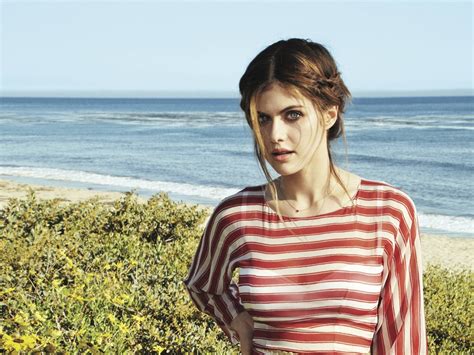 Alexandra Daddario Celebrities Girls Hd 4k Hd Phone Wallpaper