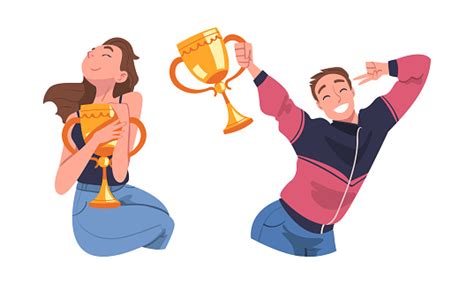 트로피 컵으로 승리를 축하하는 성공적인 재능 있는 사람들은 만화 벡터 일러스트레이션을 설정합니다 남자에 대한 스톡 벡터 아트 및 기타 이미지 Istock