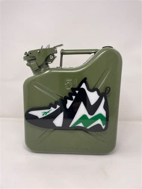 Shawn Kemps Reebok Shoe