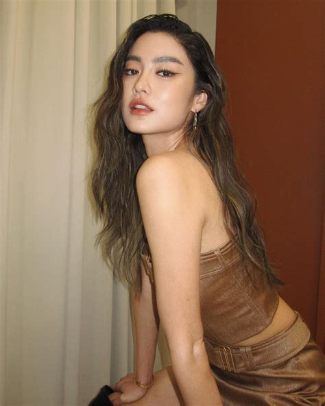 บันเทิง ส่องความฮอตโยเกิร์ตอดีตภรรยาพีเค นางแบบสวยแซ่บสุดสตรอง