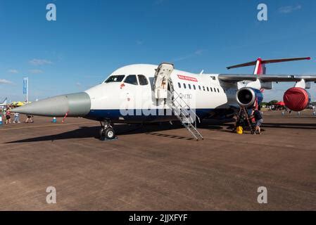 Qinetiq British Aerospace Bae 146 100 Avro Rj70 Arriving At Raf