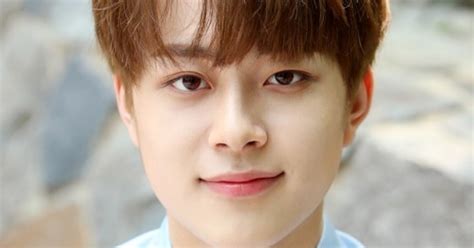 유선호 눈빛에 심쿵해