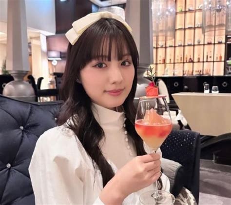 假面骑士01女主瘦了，没想到伊兹这么好看 ，难怪后期或人会黑化 360娱乐，你开心就好