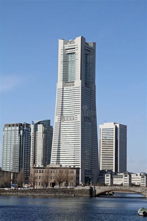 Yokohama Landmark Tower Stock Image Image Of Downtown 18959177