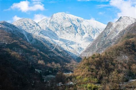 湖北竹溪营盘山雪景美 人民图片网