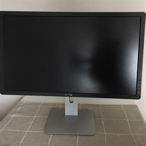 DELL 27” LED monitor (P2714Hc) in W6 Fulham für £ 120,00 zum Verkauf ...