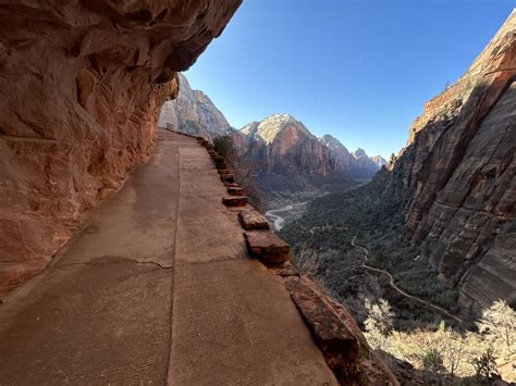 Hiking The Angels Landing Trail In Zion National Park — Noahawaii