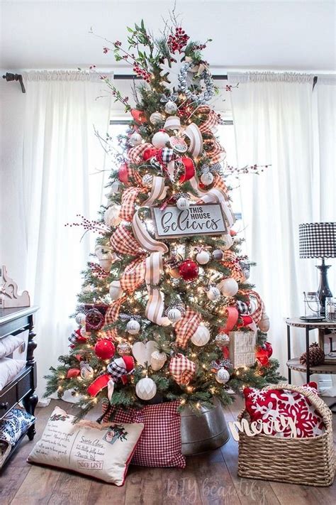 30 Farm Style Christmas Tree