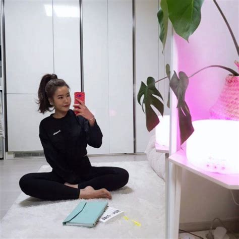 이번주는 시무식에 하이포퍼머에 이쁜이들 교육까지 너무나 바쁜 일주일을 보내고 일요일 주말까지 화이팅 넘치게 마무리💪💪💪 오랜만에 집에 일찍들어온 느낌 뭐니뭐니