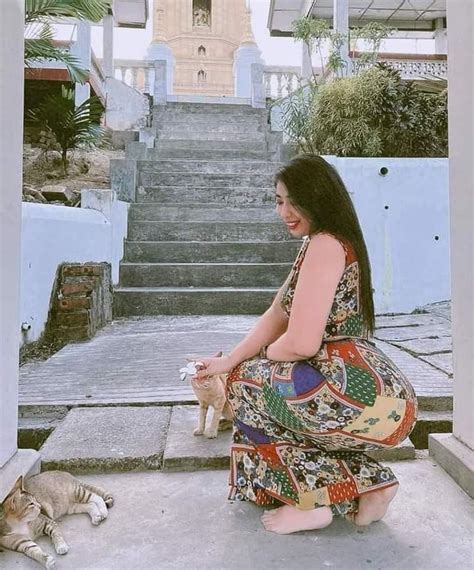 မြန်မာအကိတ်မမကြီးများ Facebook