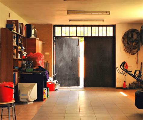 How To Declutter Garage Tips To Get Your Space Sorted Good Beginnings