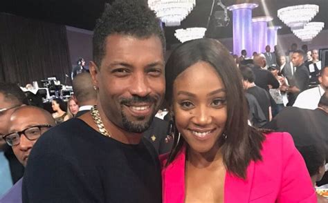 Unveiling The Love Story Of Deon Cole And His Wife