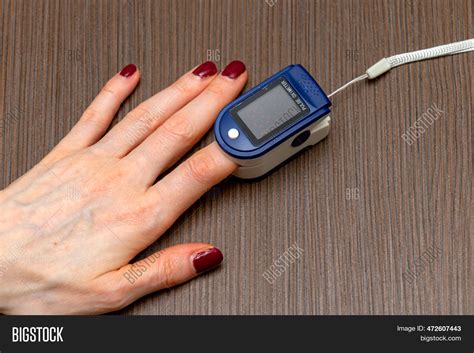Pulse Oximeter Device Image Photo Free Trial Bigstock