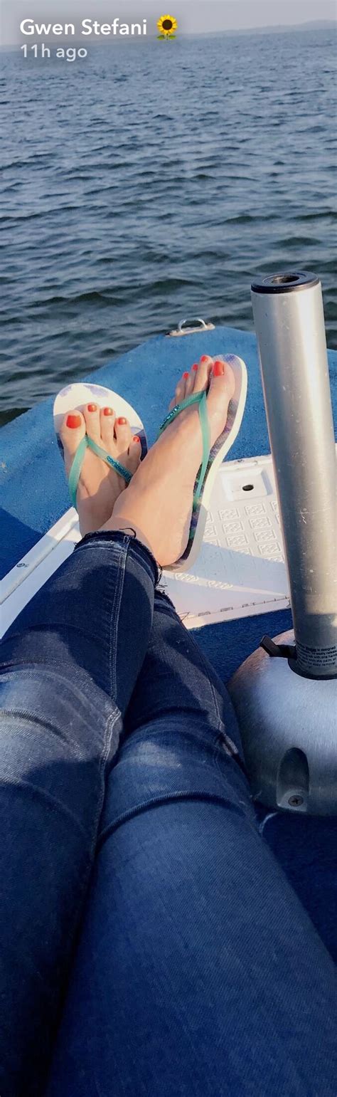 Gwen Stefanis Feet