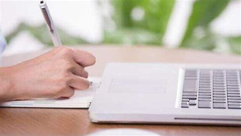 vue js与其他前端框架的对比 vue js前端开发实战