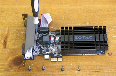 ロー・プロファイル対応のカードとは しばてんログ