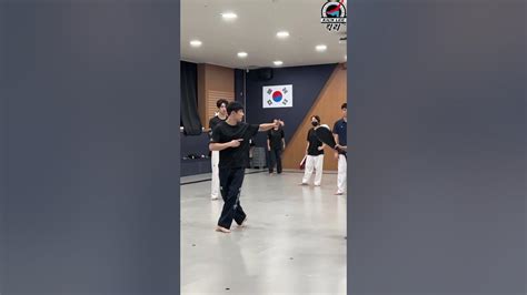 태권도시범 돌개차기 잘차는 방법 턴차기 Youtube