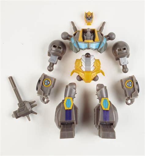 Maccadam Transformers Toys Tfw2005