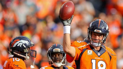 Peyton Manning Throwing Motion Broncos