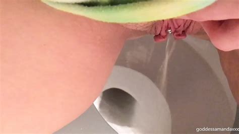 Peeing And Farting On The Toilet American Milf Porn Xhamster Peeing And Farting On The Toilet American Milf Porn Xhamster