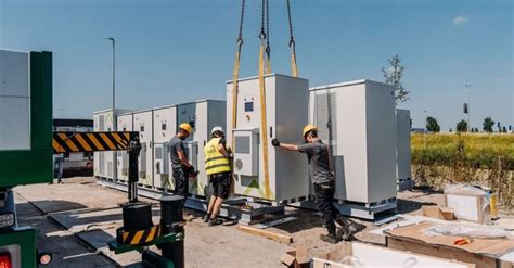 Dutch Iwell Raises €27m To Tackle Grid Congestion And Expand Smart Battery Solutions Across