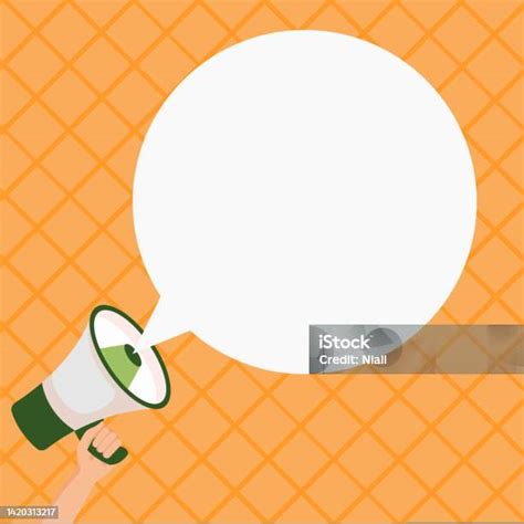 큰 소리로 멋진 새로운 발표를 만드는 메가 폰을 들고 손의 그림 강력한 위대한 새로운 광고를 주는 불혼을 사용 하 여 손바닥 그리기 광고에 대한 스톡 벡터 아트 및 기타