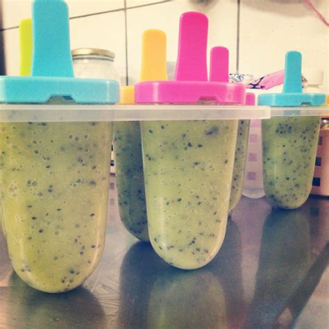 Kiwi Passion Fruit Popsicles Kiwi Passion Fruit Popsicles