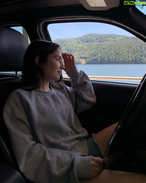 Olivia Steele Falconer Wiki Biography Age Gallery Spouse And More