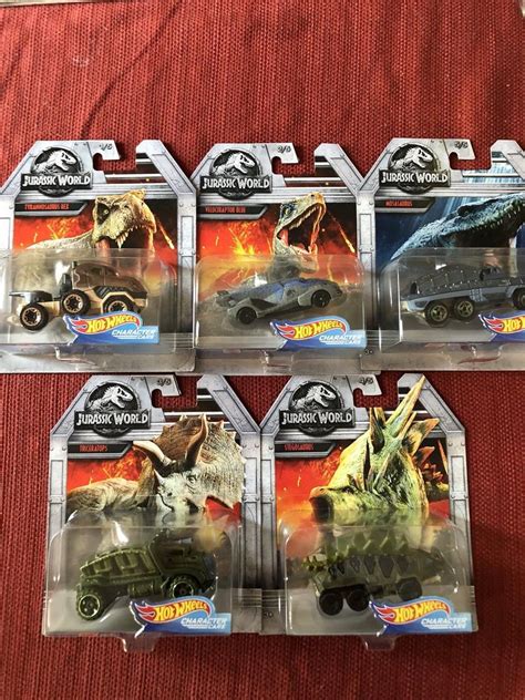 Jurassic World Hot Wheels Character Cars🔥🔥 Complete Set Of 5 1950342021