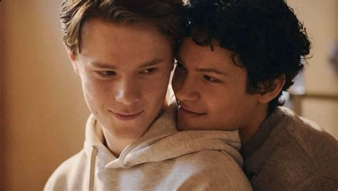 Young Royals Wallpaper Aesthetic Wilhelm And Simon Season 2 Wilhelm