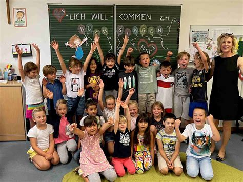 Buchstabenfest Der Ersten Klassen Jakob Ihrler Schule