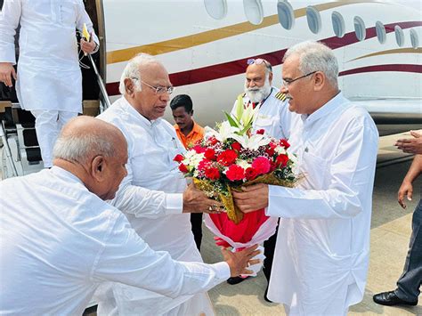 Mallikarjun Kharges Meeting In Balodabazar Today खड़गे बोले महिला