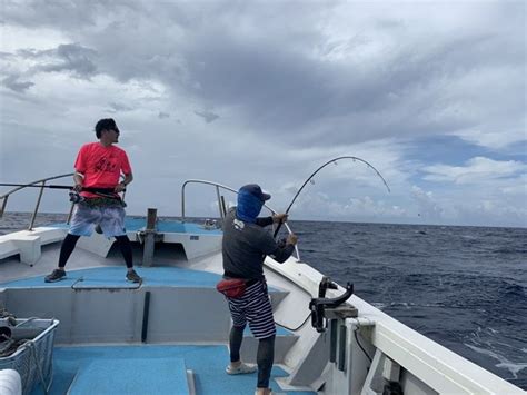 遠征報告！沖縄の久米島でマグロ釣り2020年7月スタッフ同行ビックトラウト 2020年ツアー 釣りを楽しめるツアーはビックトラウトがご