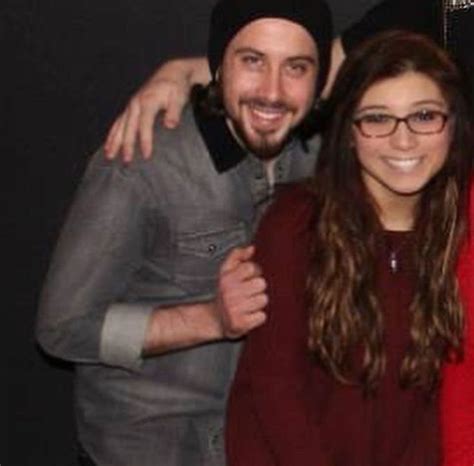 Pin By Annadreamsart Bthelight Pea On Avi Kaplan Fandom Pentatonix Kirsten Maldonado Red