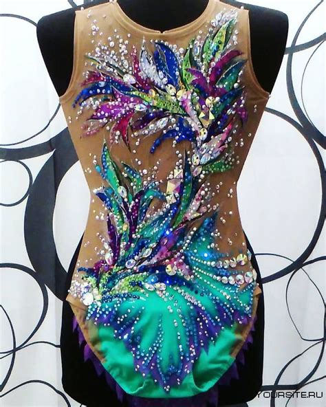 Купальник для художественной гимнастики с зеркалами 95 фото