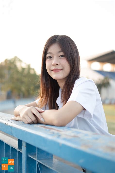 เด็กลาดกระบัง เด็กลาดกระบัง Added A New Photo