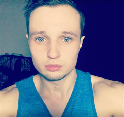 Clarkjoe бесплатное вебкам шоу и Xxx чат Xhamsterlive